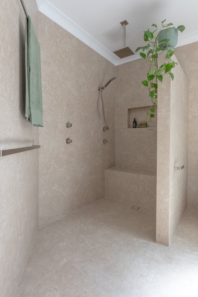 No Glass Shower Screen – The Glassless Bathroom – Small Bathroom ...
